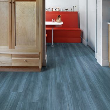 Studio Set 4.5 mm: LVT Resilient Flooring by Interface